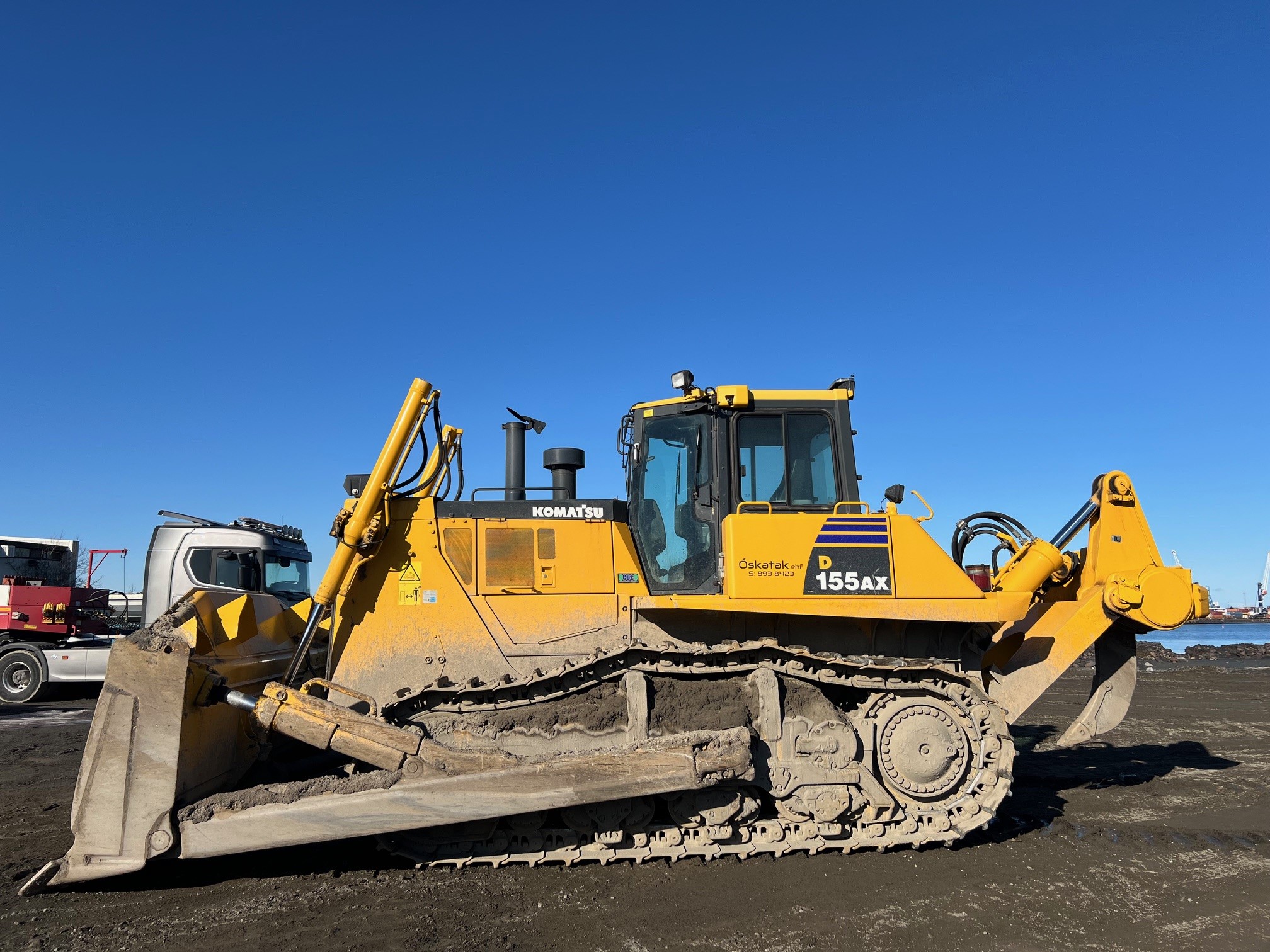 Komatsu D155AX-6 - Kraftvélar